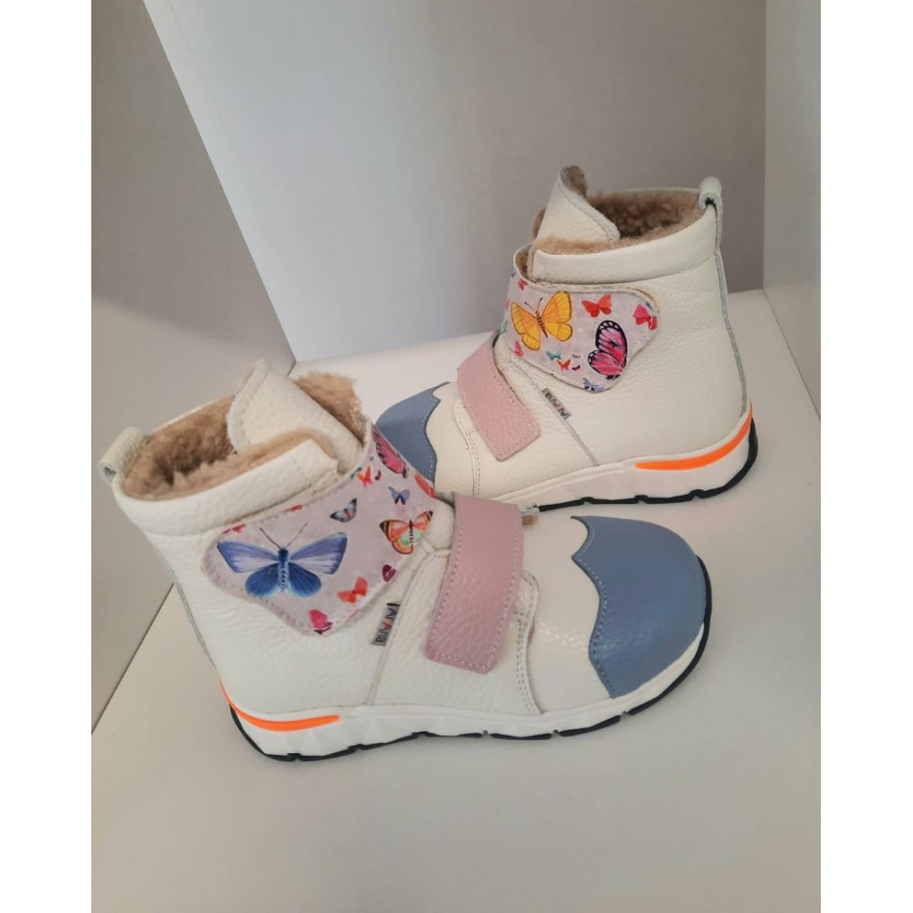 Natural leather kids boots model RONJA