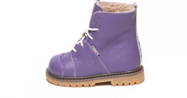 Natural leather boots model LOVA